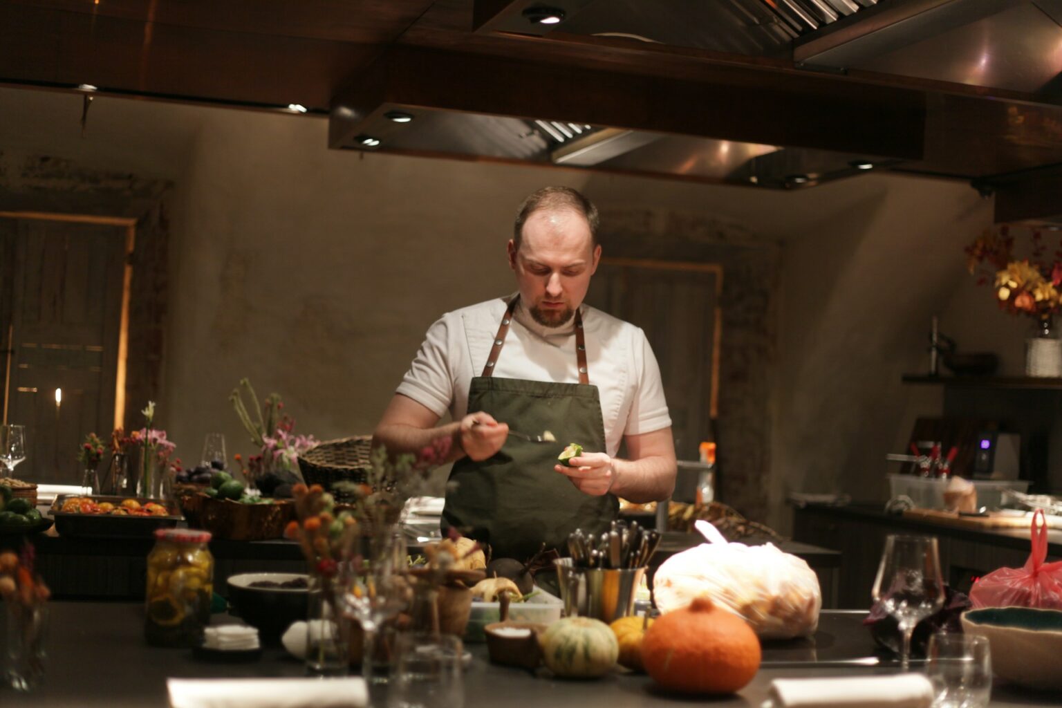 Que se necesita para ser chef profesional - Hosteleo